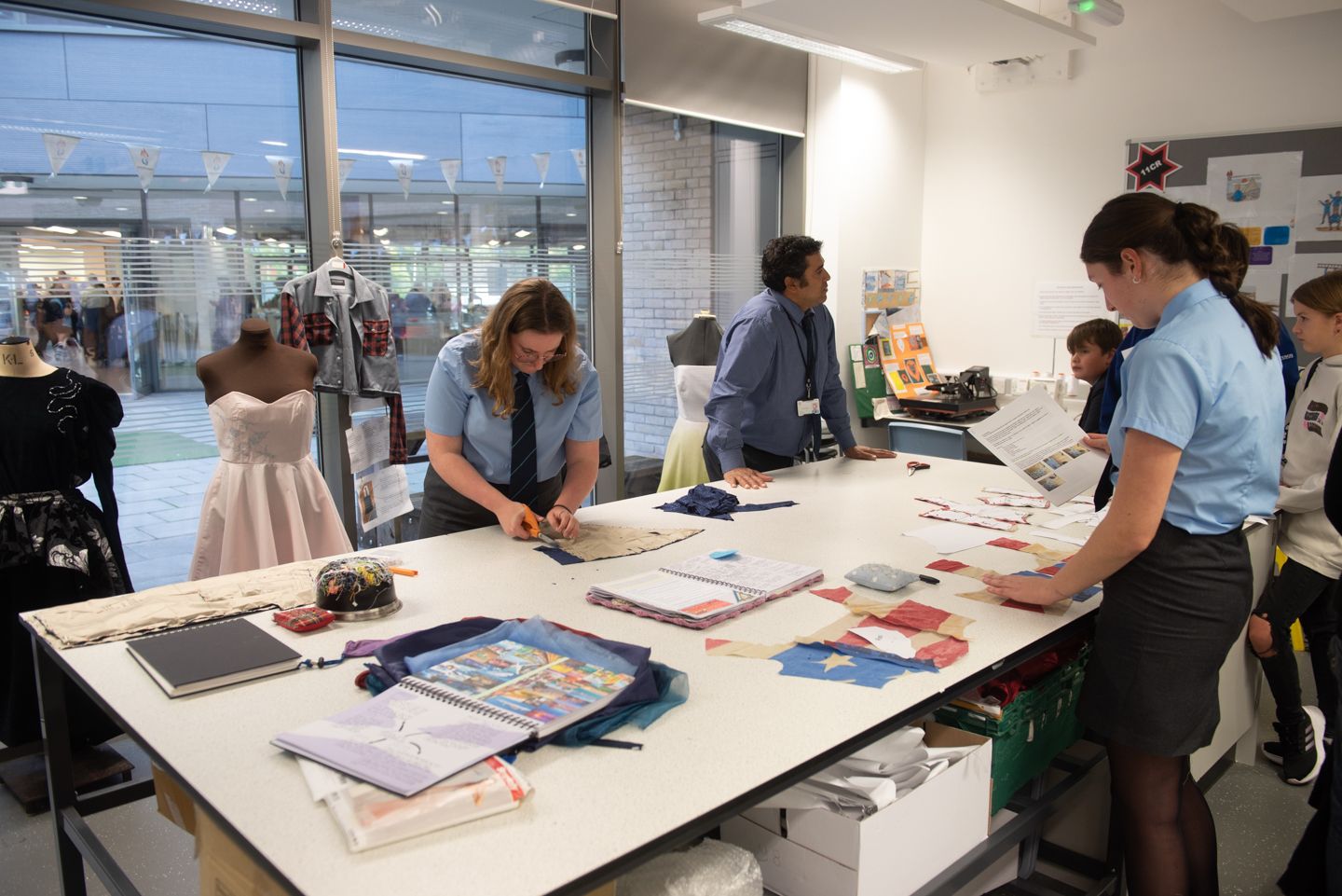 Monmouth Comprehensive School Parent Portal - Parent Newsletter 30 09 22 Monmouth Comprehensive School Parent Portal - Parent Newsletter 30 09 22